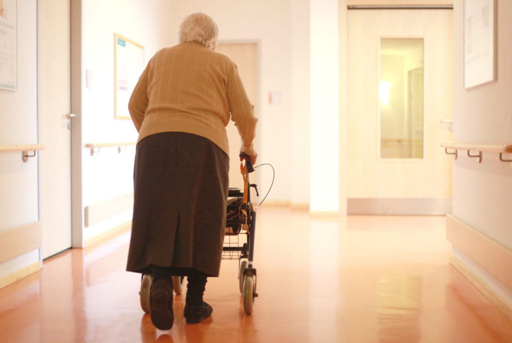 Pflegegeld Stufe 1: Das müssen Sie wissen! | Heimarbeit.de √