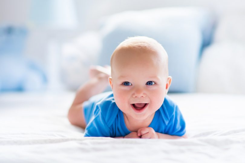 Stillpositionen: So stillen Sie Ihr Baby richtig! | Heimarbeit.de √